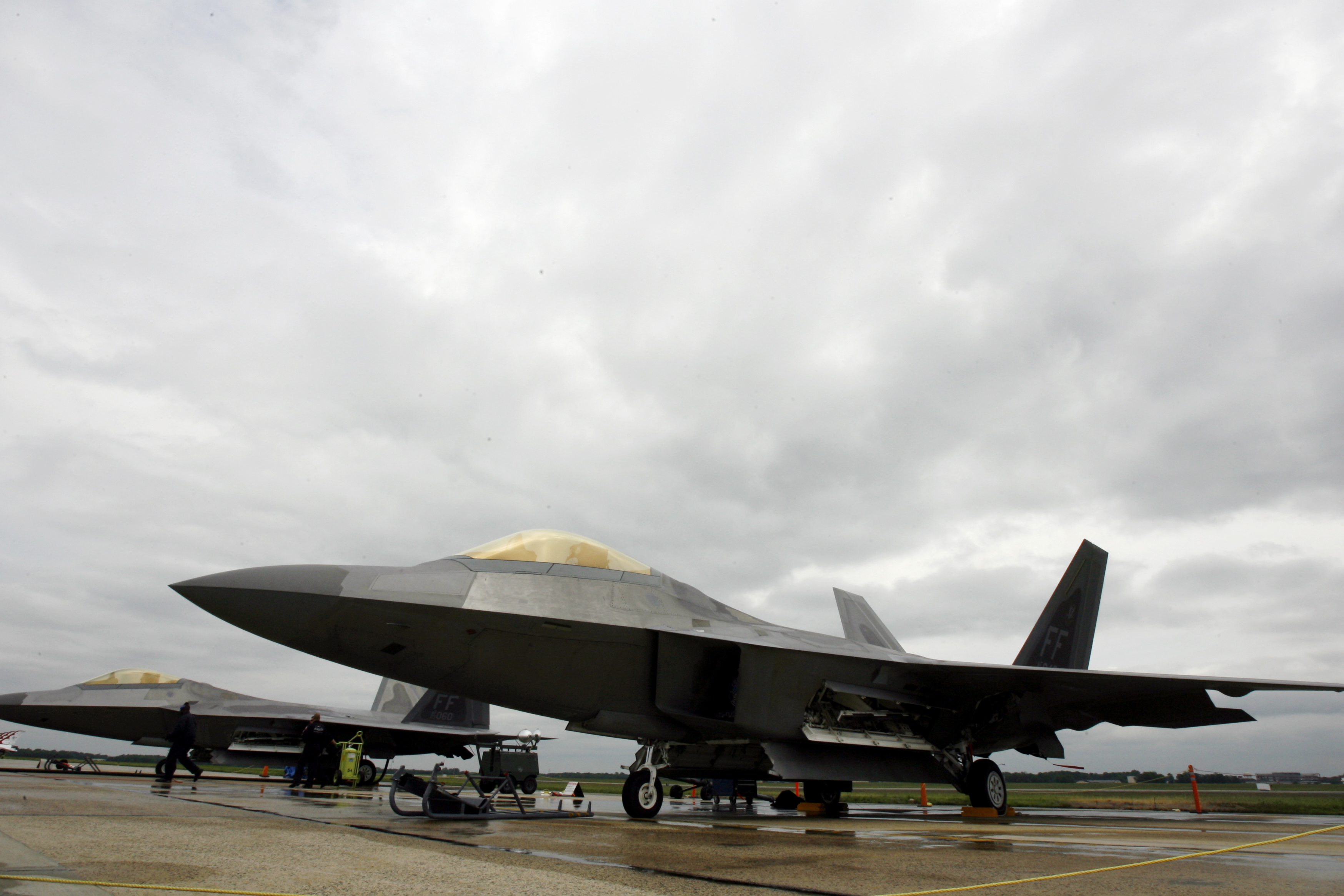 Newsela | F-22 fighter jets prove they are combat ready